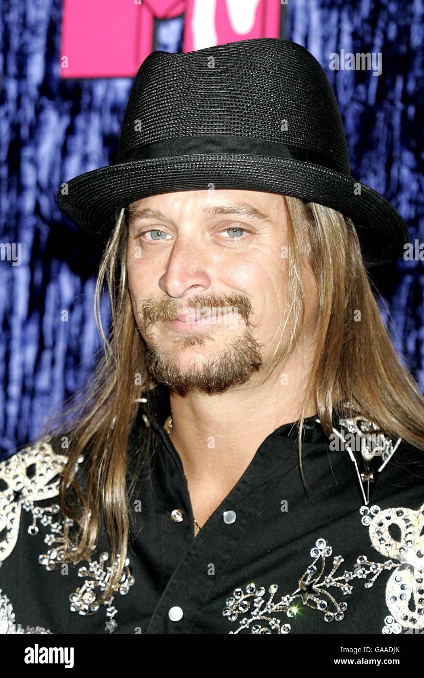 Kid Rock arrives for the MTV Video Music Awards at Palms Casino Resort ...