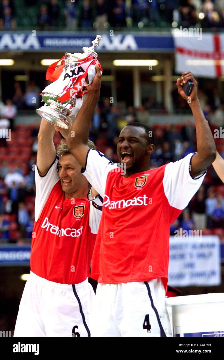 Arsenal 2 v chelsea 0 fa cup hi-res stock photography and images - Alamy