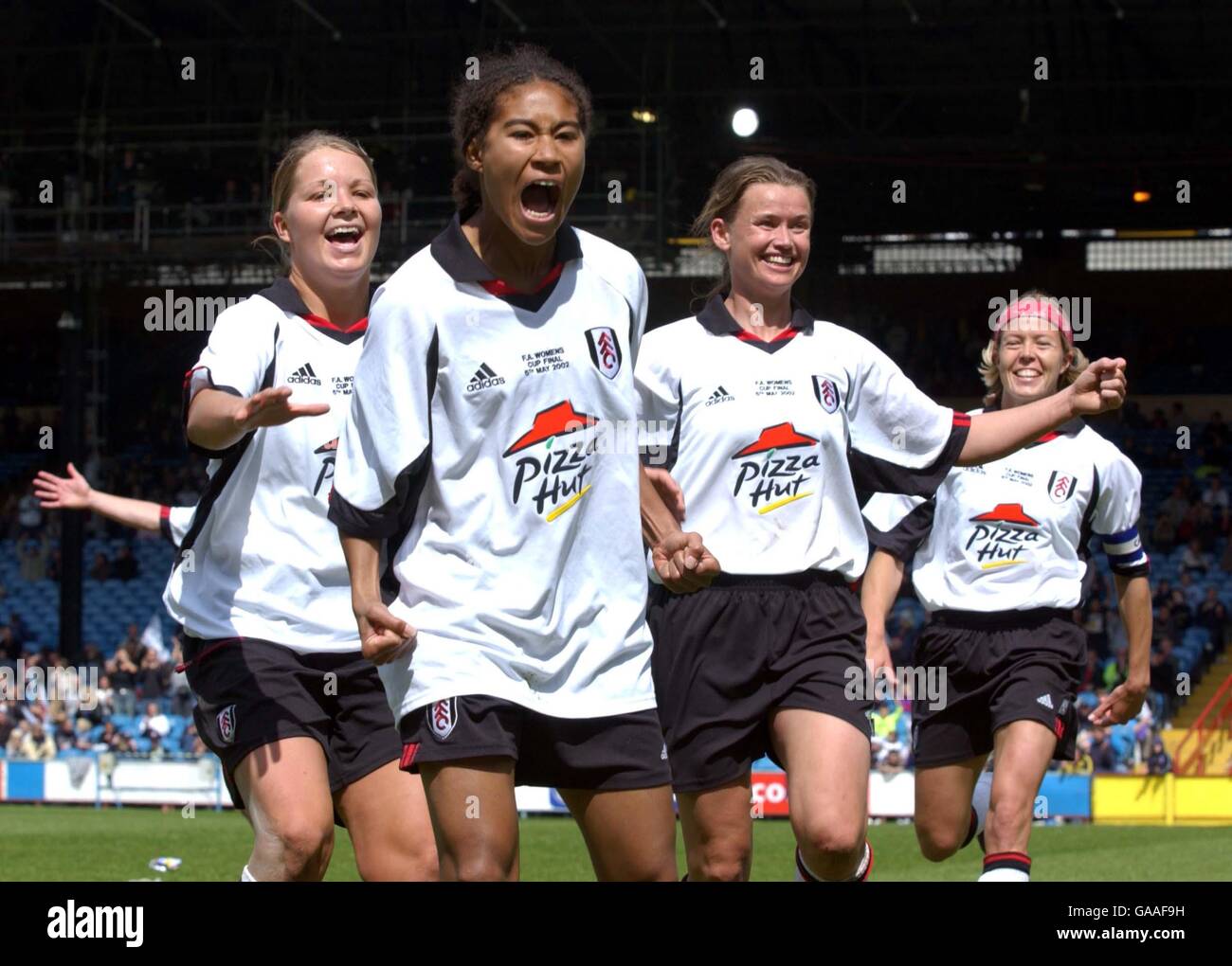 Fulham ladies hi-res stock photography and images - Alamy