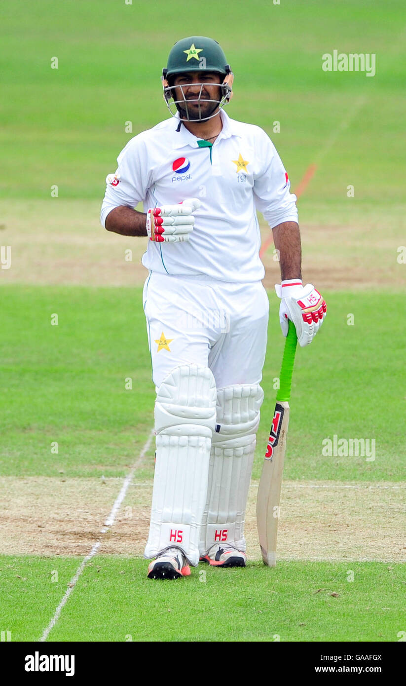 Pakistans pakistans sarfraz ahmed hi-res stock photography and images ...