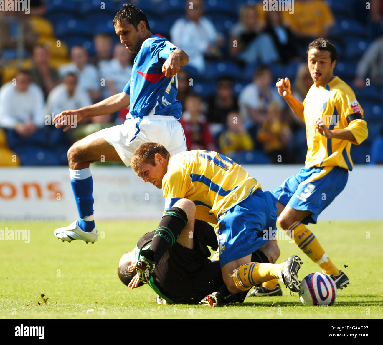 Mansfield towns and chesterfields hi-res stock photography and images ...