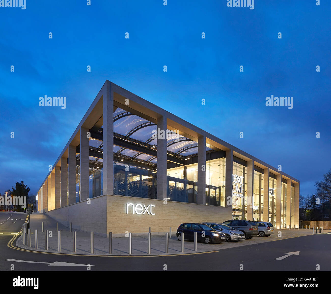 Corner elevation from street hi-res stock photography and images - Alamy