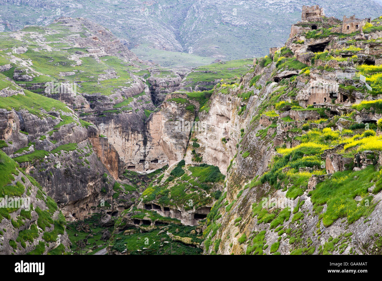Hasankeyf hi-res stock photography and images - Alamy