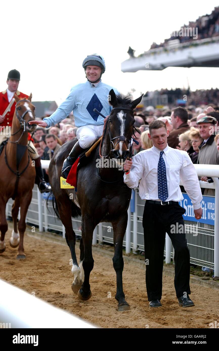 Dean Gallagher riding Hors La Loi III winner of the Smurfit Champion ...
