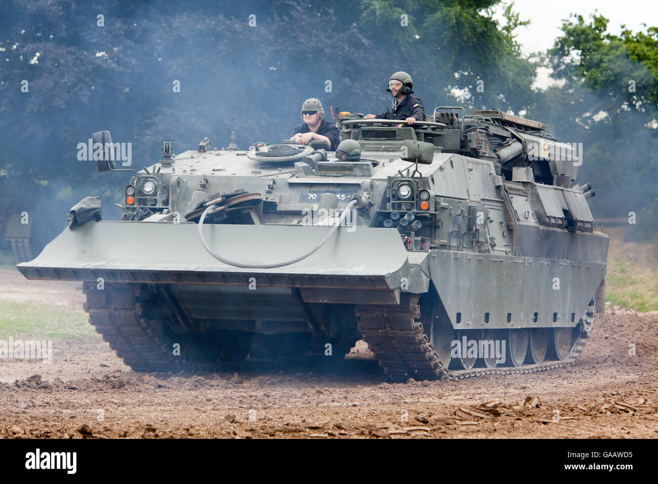Tankfest, bovington, 2016 Challenger CRARRV Armoured Repair Recovery ...