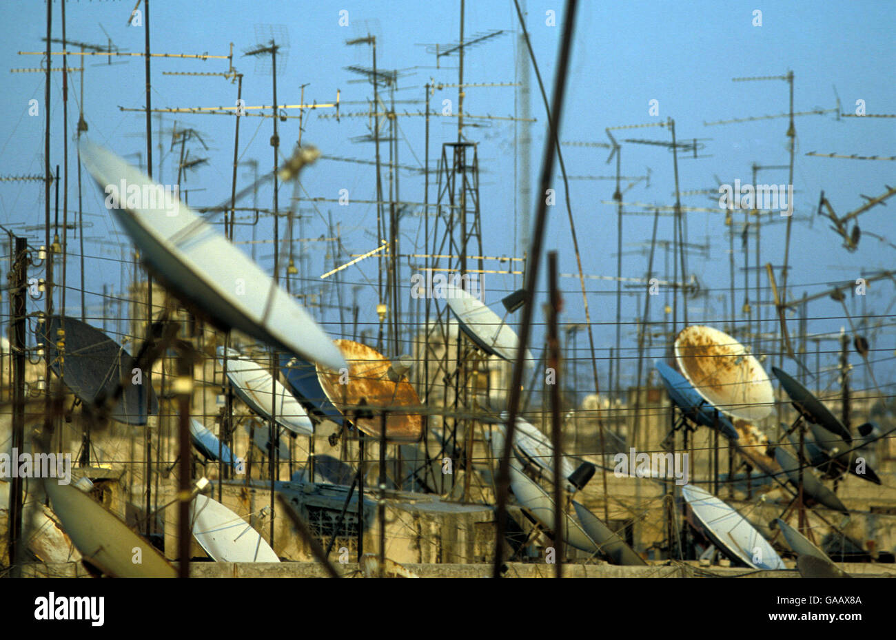 Satalite hi-res stock photography and images - Alamy