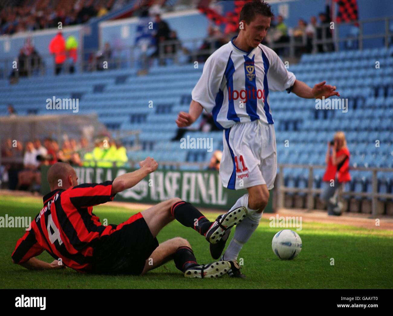 Soccer Fa Carlsberg Vase Final Tiptree United V Whitley Bay High ...