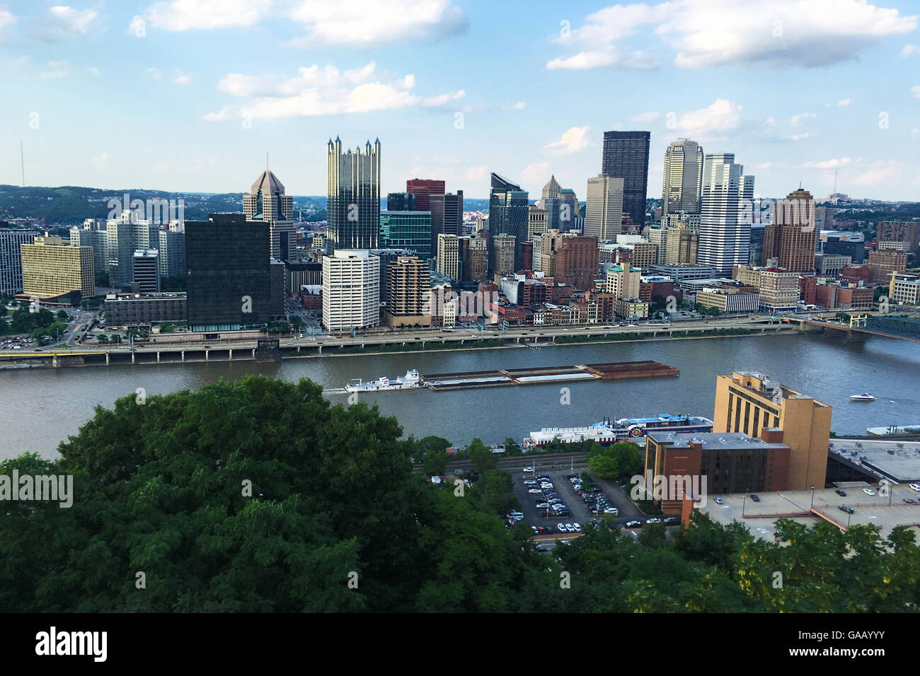 An Aerial view of the Pittsburgh, Pennsylvania skyline Stock Photo - Alamy