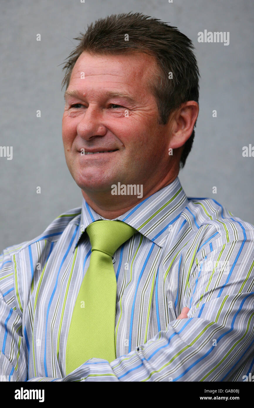 Soccer barclays premier league wigan athletic v fulham jjb stadium hi ...