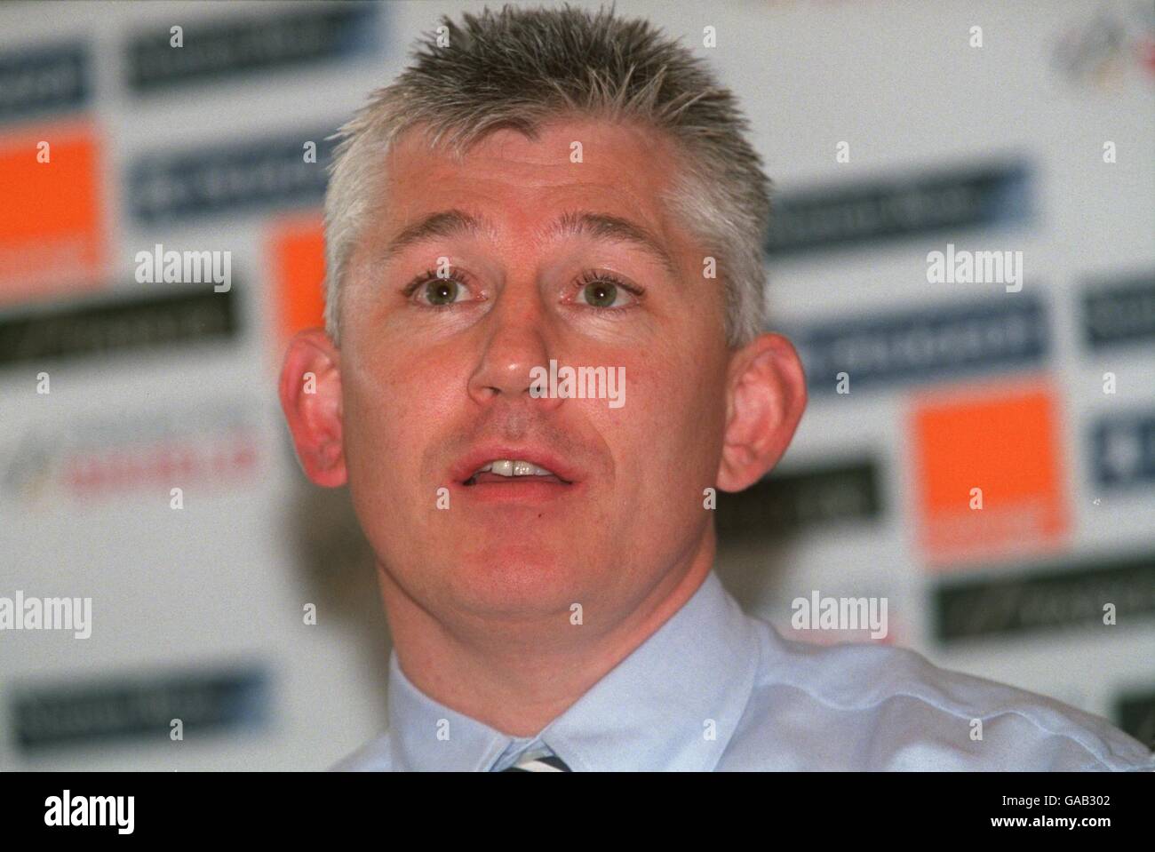 Pontypridds coach lynn howells hi-res stock photography and images - Alamy