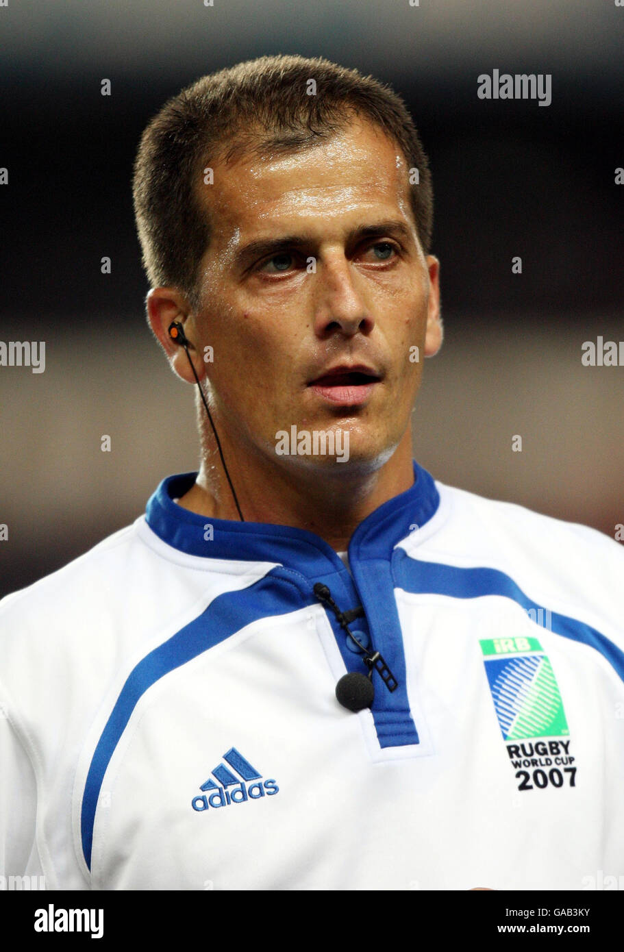 Irb match referee hi-res stock photography and images - Alamy
