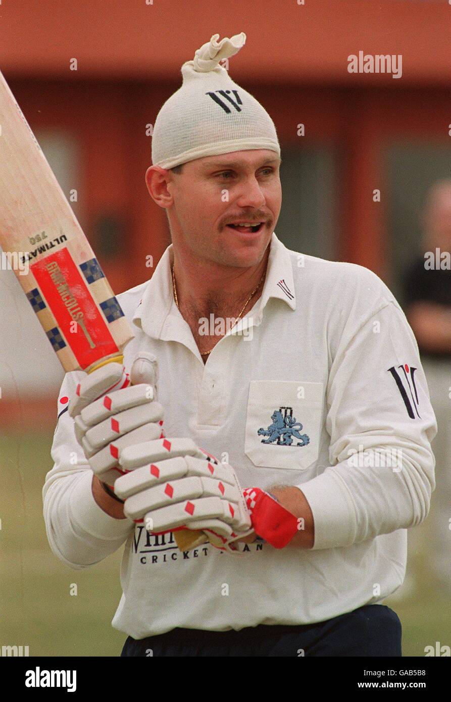 Englands robin smith in turban net practice hi-res stock photography ...