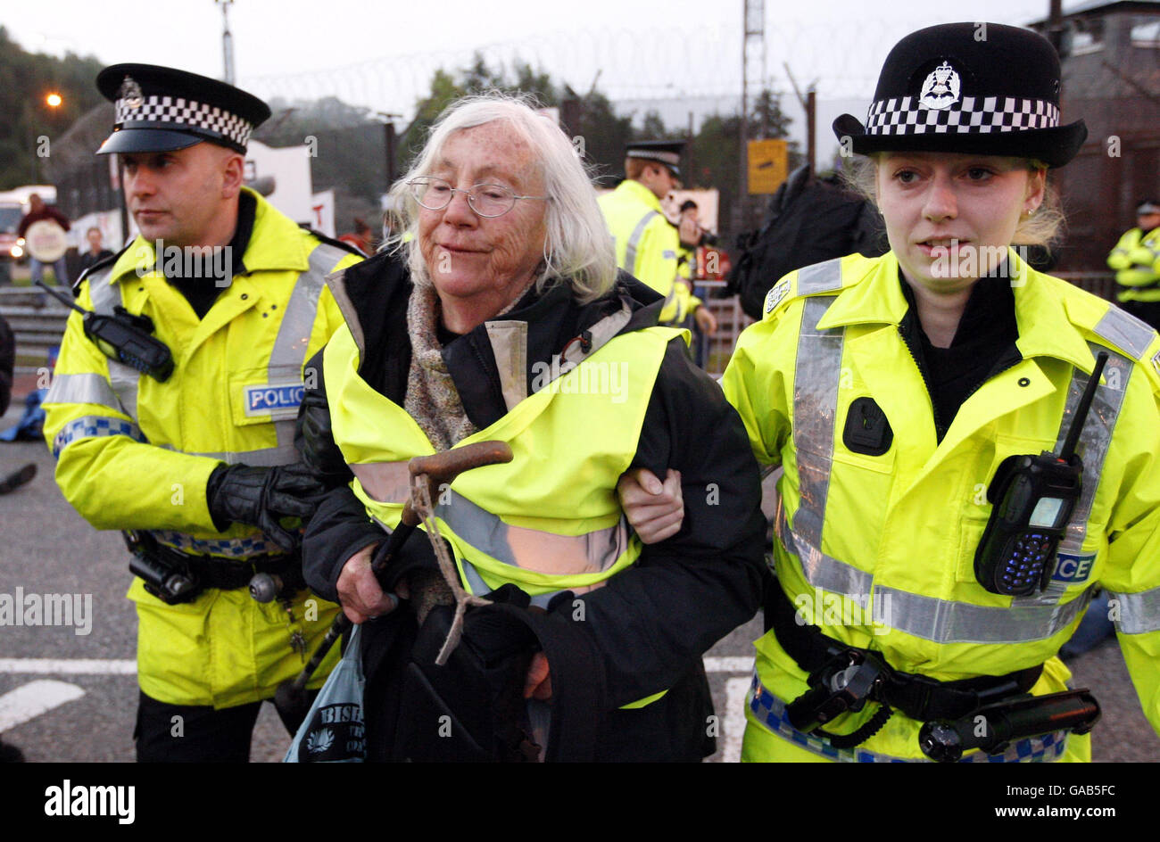 Last day of the year long Faslane protest Stock Photo - Alamy