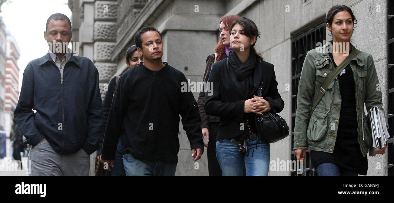 Jean Charles de Menezes Stockwell shooting trial Stock Photo - Alamy