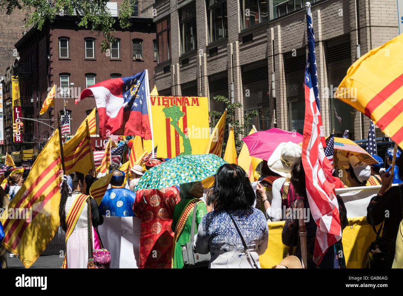 Annual International Cultural Parade, NYC USA Stock Photo - Alamy