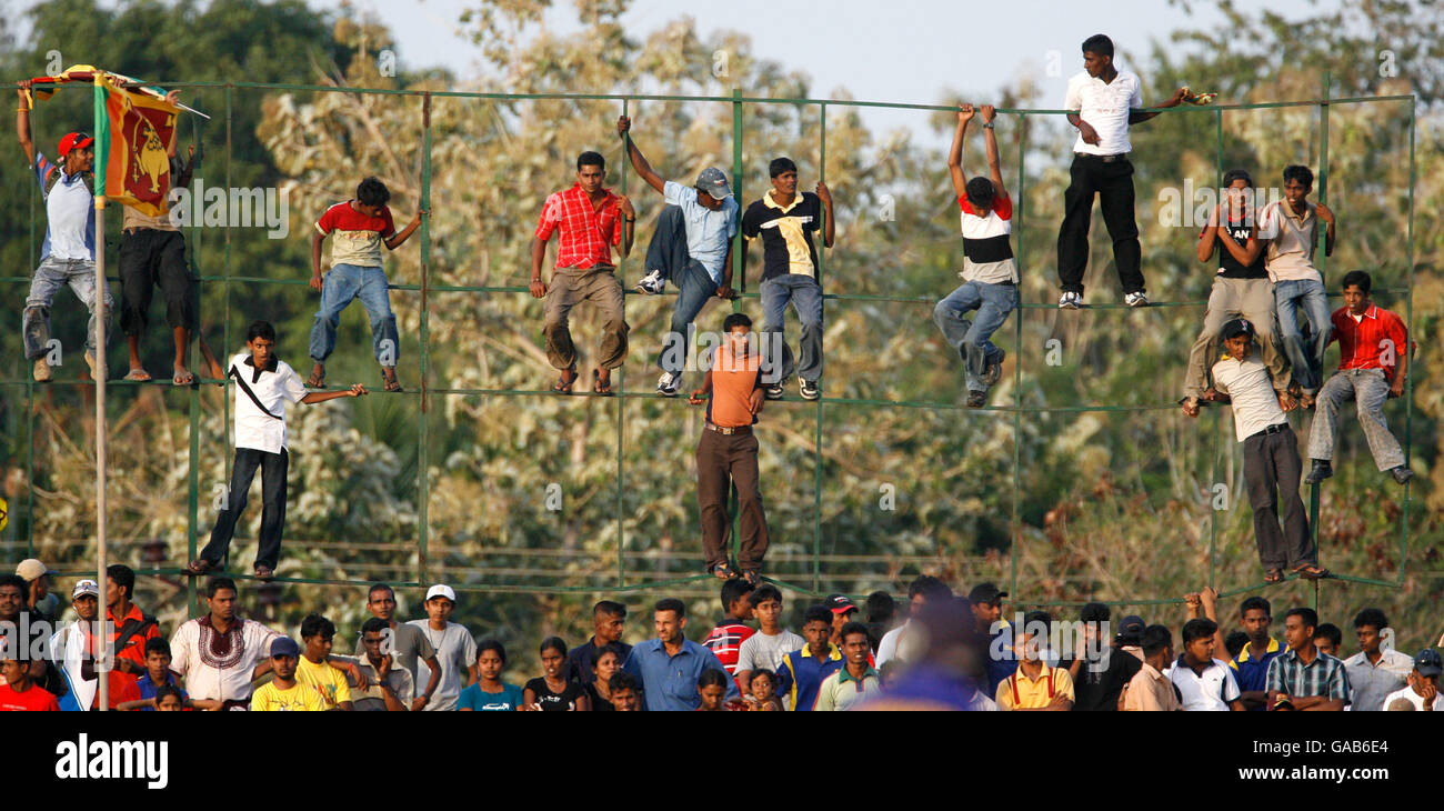 Sri Lanka fans gain a viewing advantage during the First One Day ...