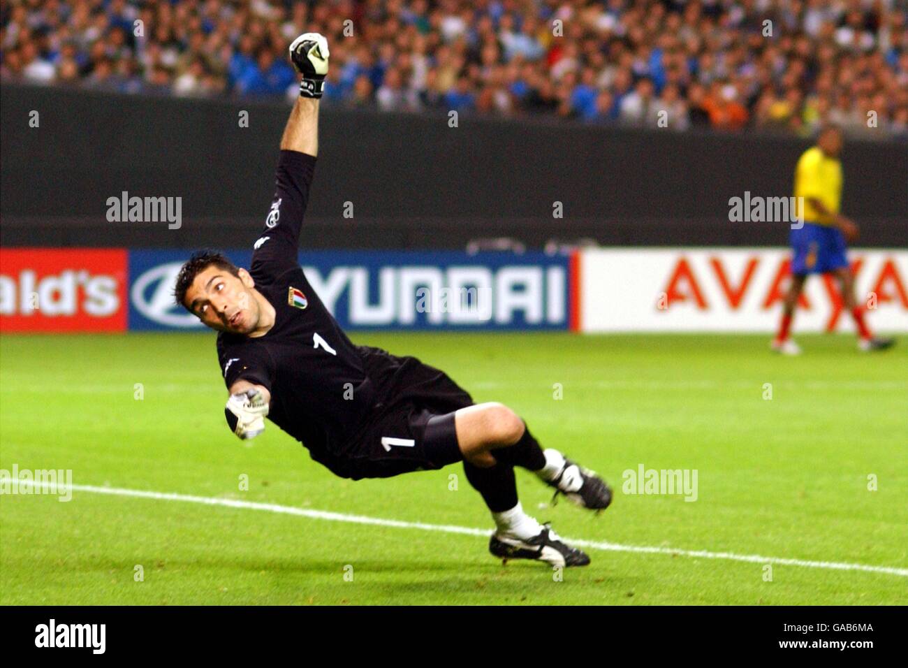 Soccer - FIFA World Cup 2002 - Group G - Italy v Ecuador Stock Photo ...