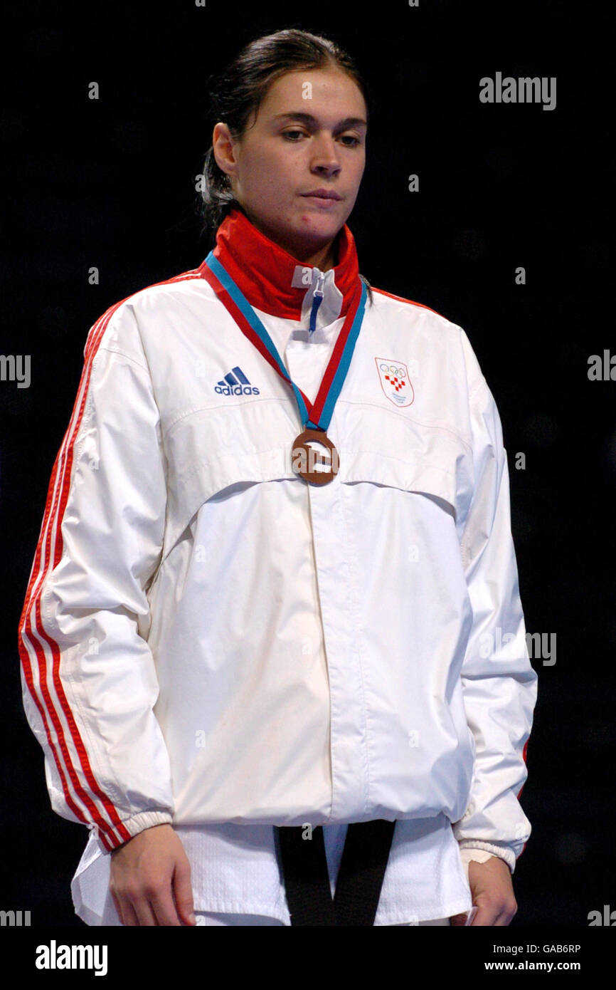 Croatia's Sandra Saric recieves her bronze medal in the seniors female ...