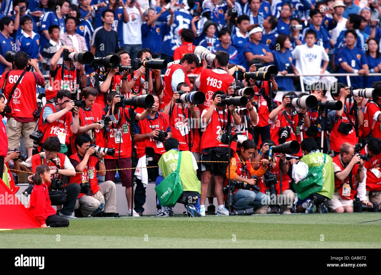 Soccer fifa world cup 2002 group h japan v belgium hi-res stock ...