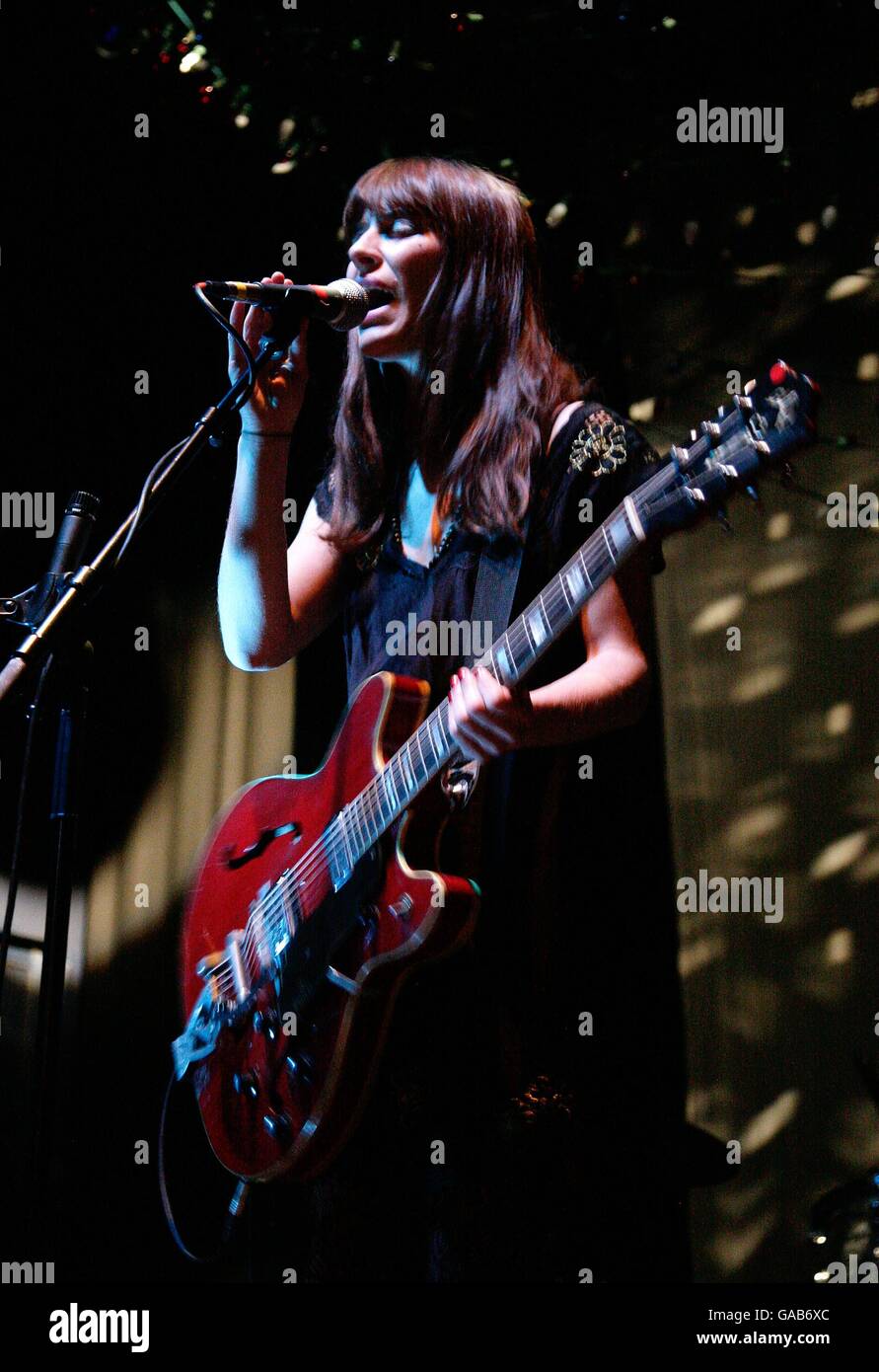 Feist singer hi-res stock photography and images - Alamy