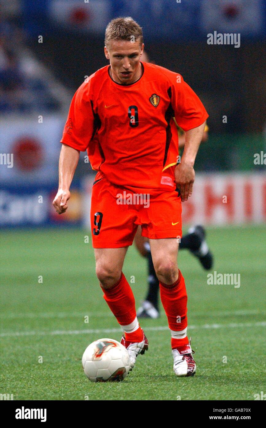 Soccer - FIFA World Cup 2002 - Group H - Japan v Belgium Stock Photo ...