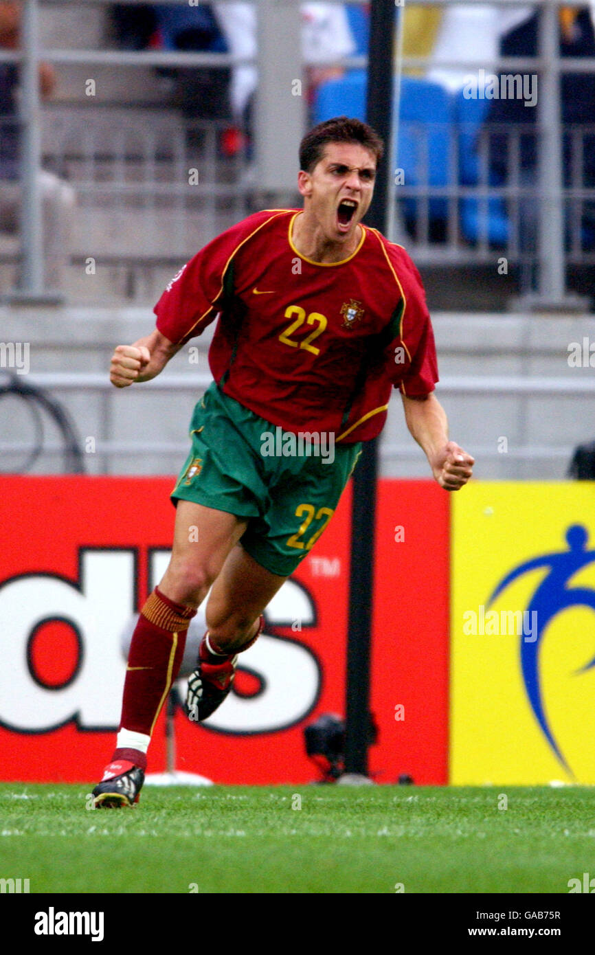 Soccer - FIFA World Cup 2002 - Group D - USA v Portugal Stock Photo - Alamy