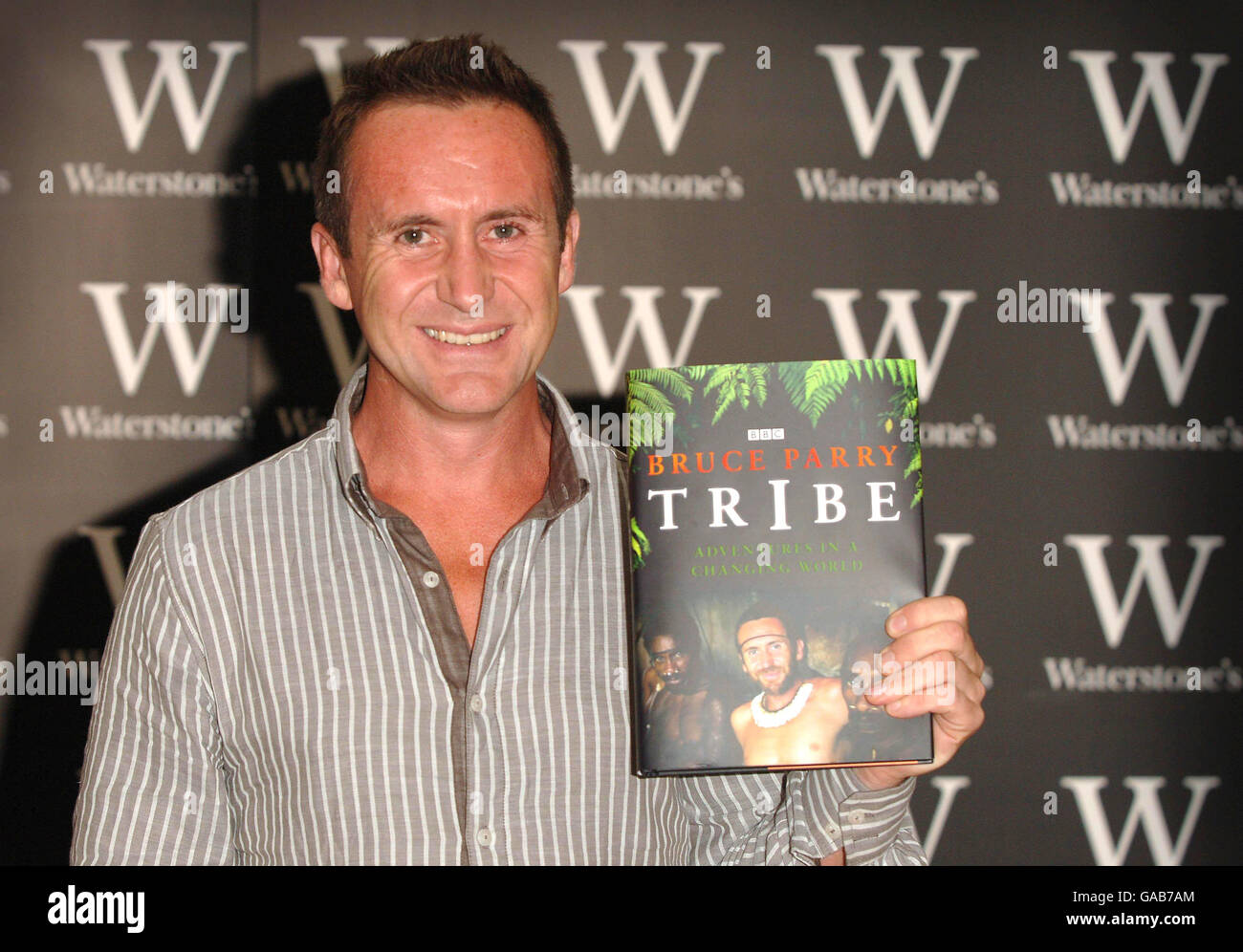 Explorer television presenter bruce parry with his new book tribe hi ...