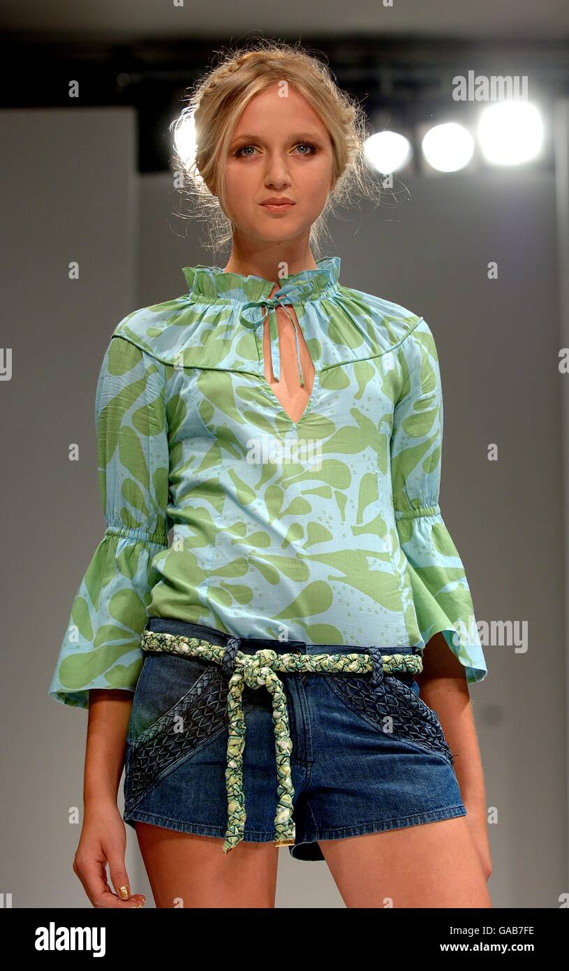 A model wears a creation by designer Allegra Hicks during London ...