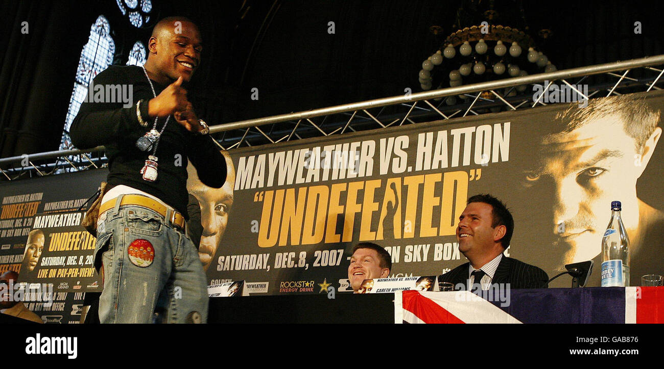 Floyd mayweather boxing belt hi-res stock photography and images - Alamy