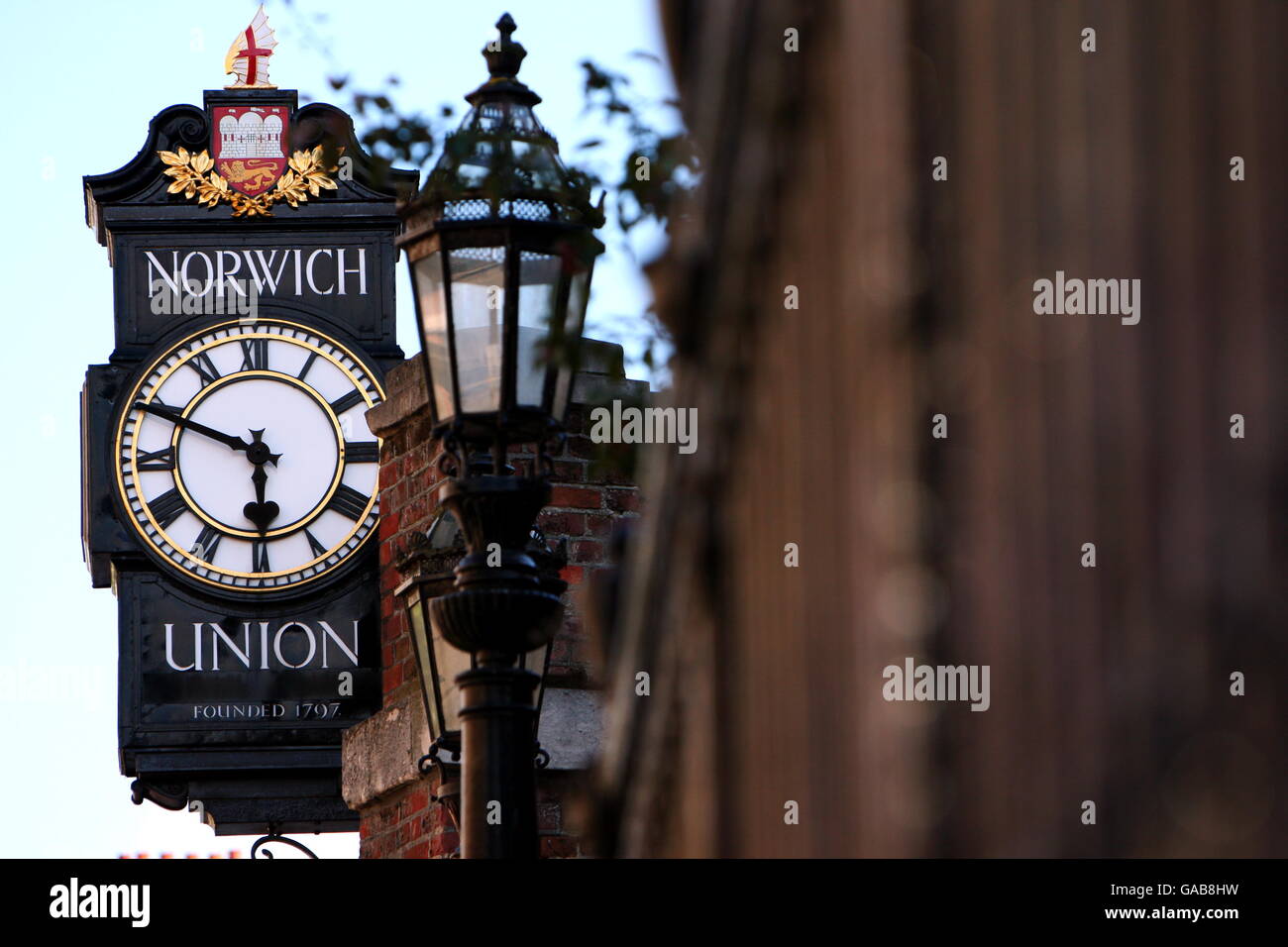 Norwich union stock stck clock industry hi-res stock photography and ...