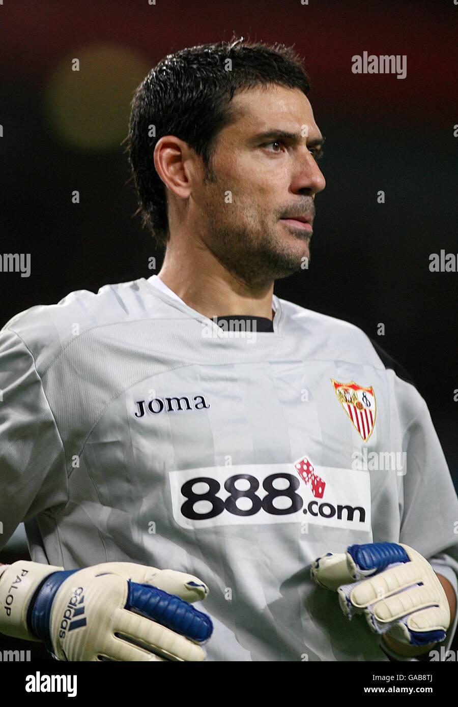 Emirates stadium andres palop hi-res stock photography and images - Alamy