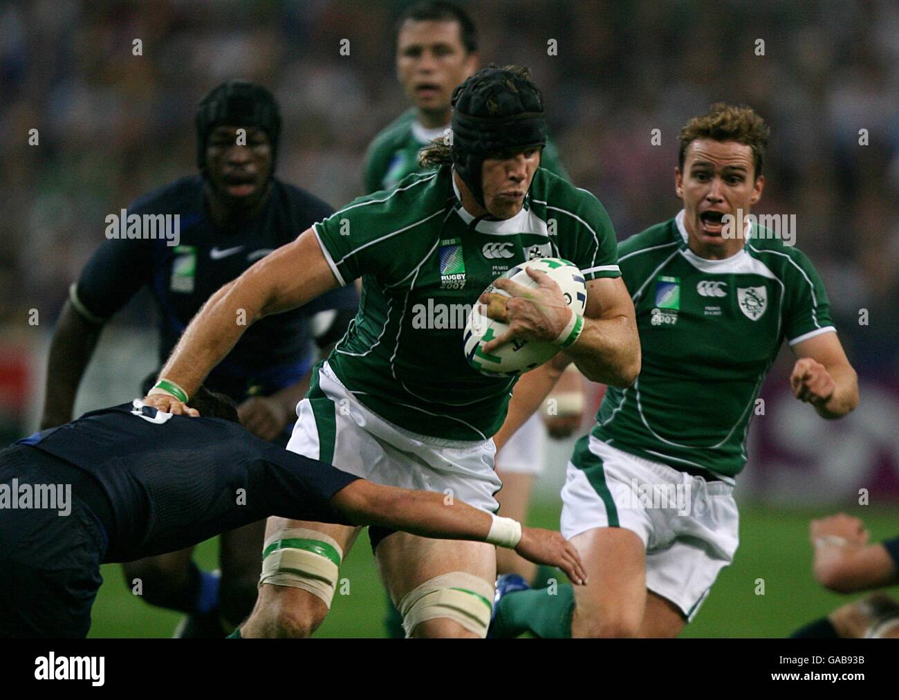 Irelands simon easterby in action hi-res stock photography and images ...