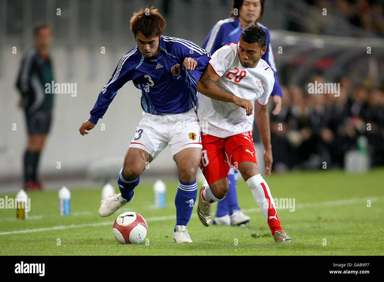 Yuichi switzerlands johan vonlanthen battle for the ball hi-res stock ...