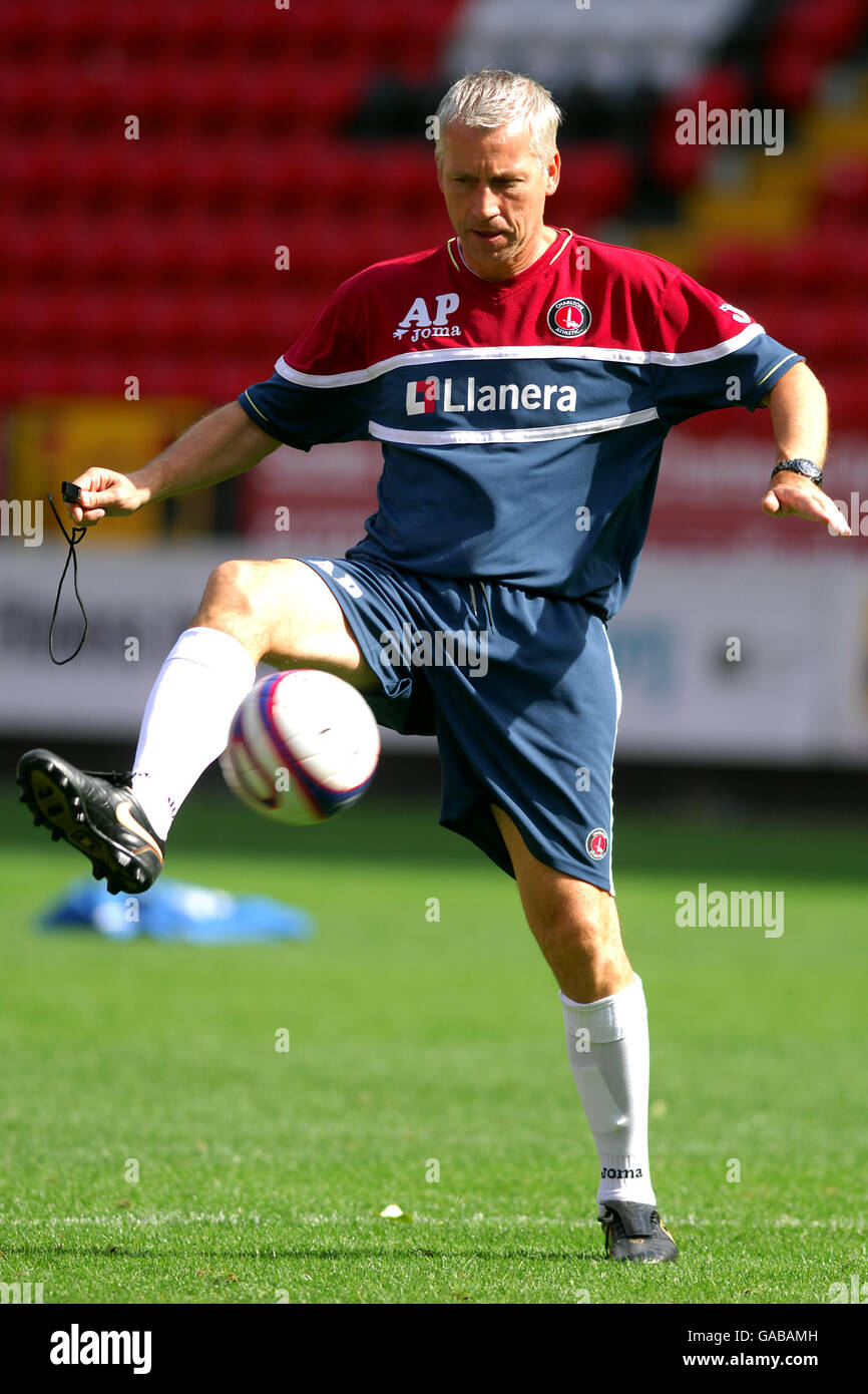 Soccer - Coca-Cola Football League Championship - Charlton Athletic ...