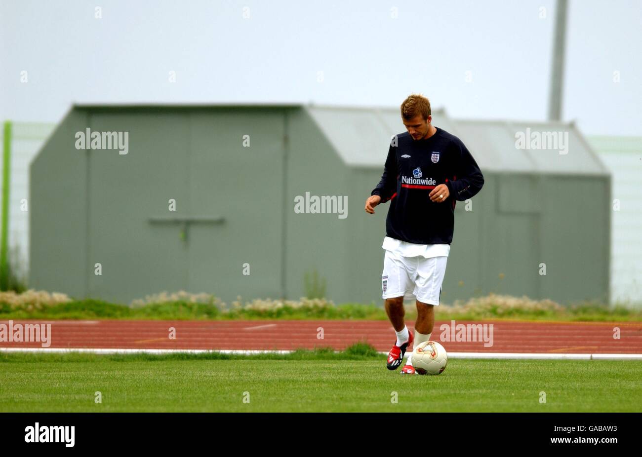 England soccer 2002 training hi-res stock photography and images - Alamy