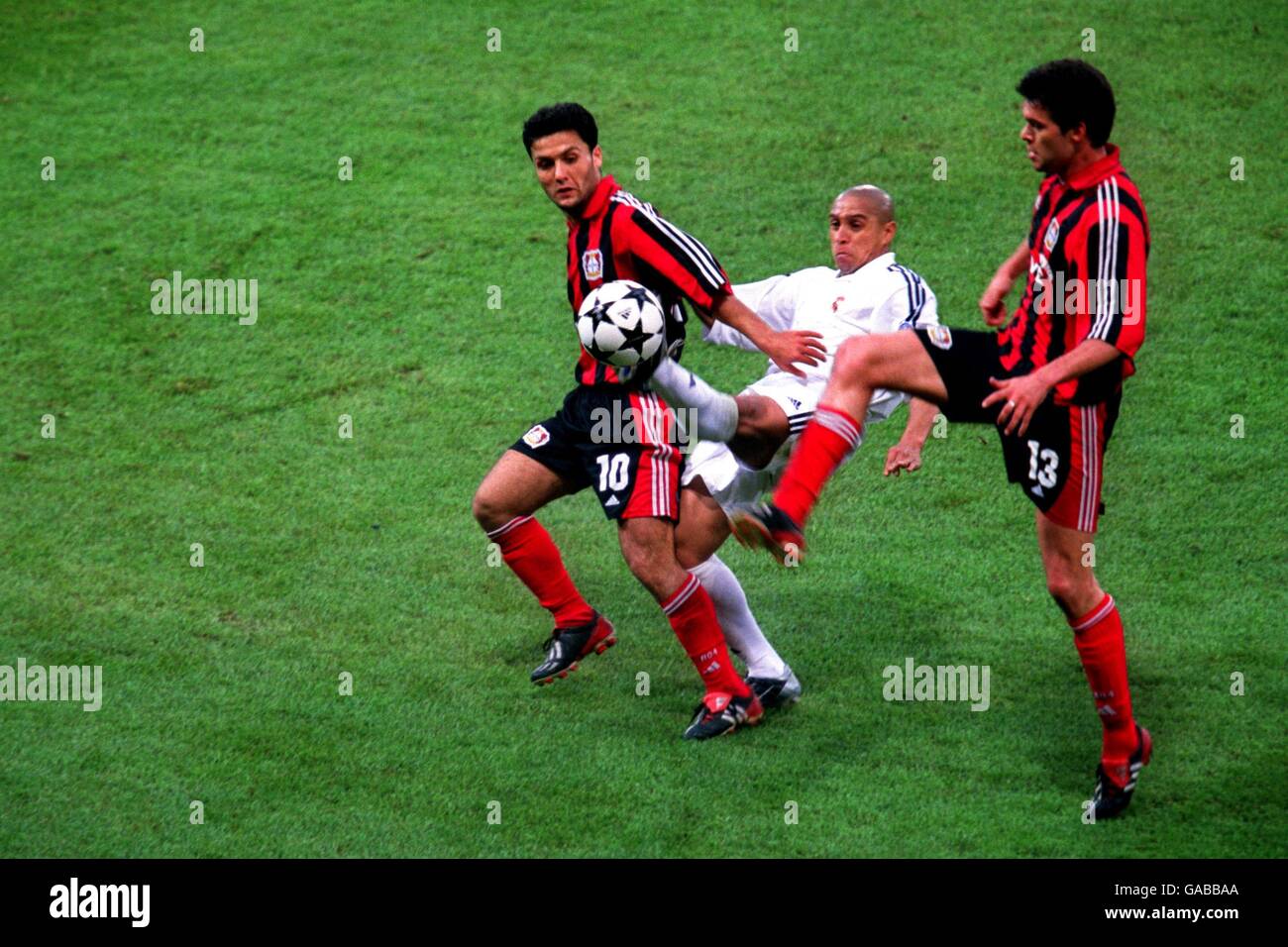 Real madrid v bayer leverkusen roberto carlos hi-res stock photography ...