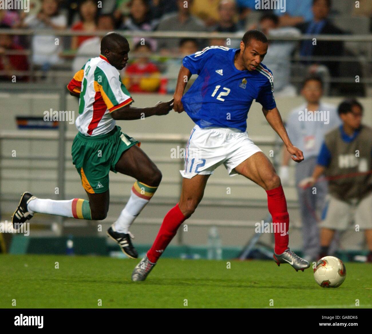 Soccer - FIFA World Cup 2002 - Group A - France v Senegal Stock Photo ...