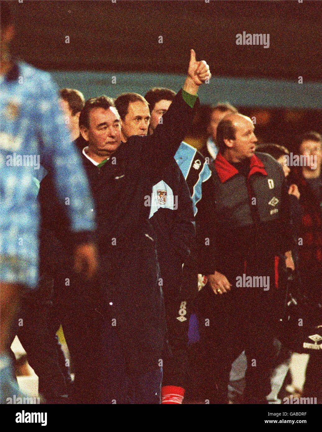 SOCCER. A VICTORIOUS BRIAN CLOUGH GIVES THE THUMBS UP TO HIS SIDES WIN ...