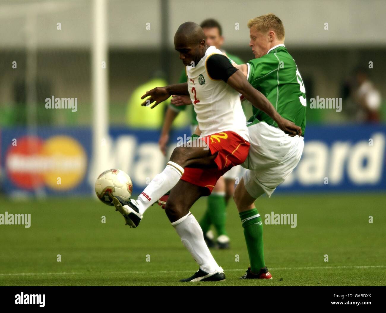 Soccer - FIFA World Cup 2002 - Group E - Cameroon v Ireland Stock Photo ...