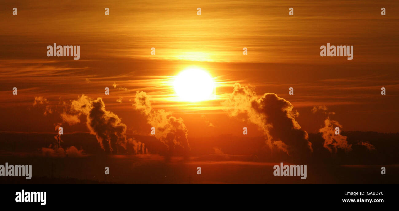 Pictured is the sunrise over Ineos Grangemouth refinery this morning ...