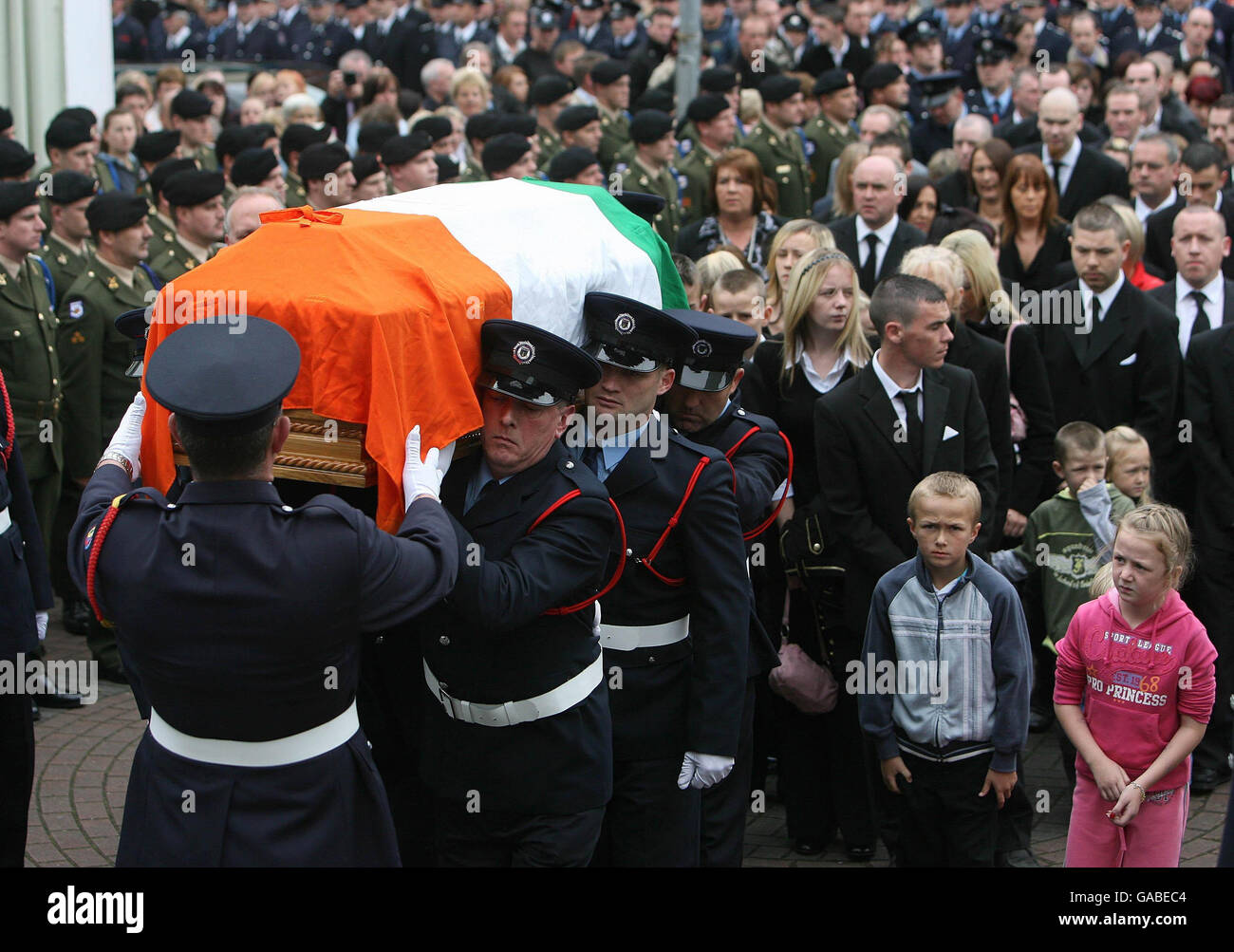 The coffin of firefighter brian murray hi-res stock photography and ...