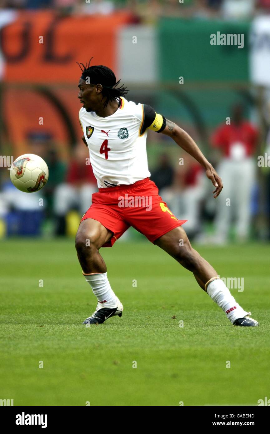 Soccer fifa world cup 2002 group e cameroon v ireland hi-res stock ...