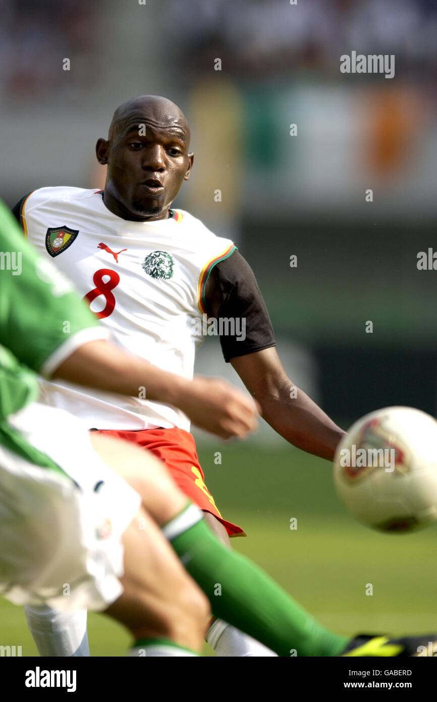 Soccer - FIFA World Cup 2002 - Group E - Cameroon v Ireland Stock Photo ...