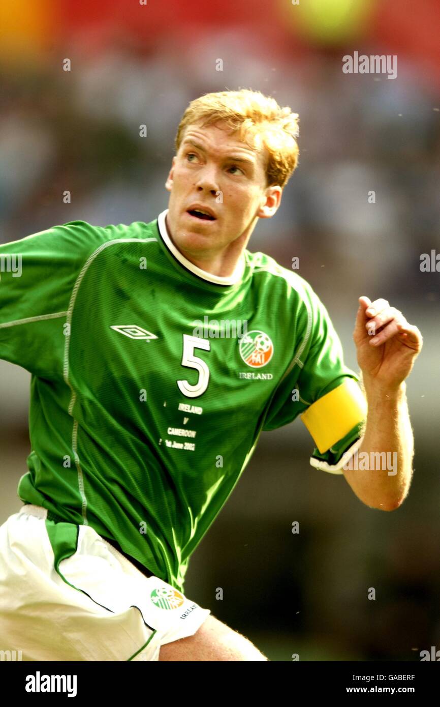 Sport football action fifa world cup 2002 hi-res stock photography and ...
