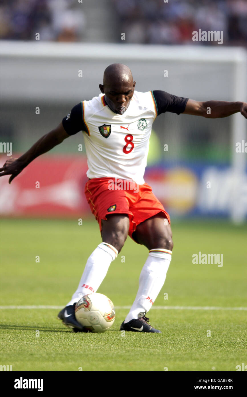 Soccer fifa world cup 2002 group e cameroon v ireland hi-res stock ...