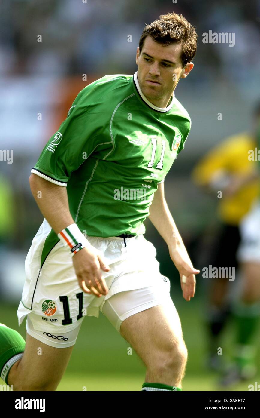 Soccer fifa world cup 2002 group e cameroon v ireland hi-res stock ...