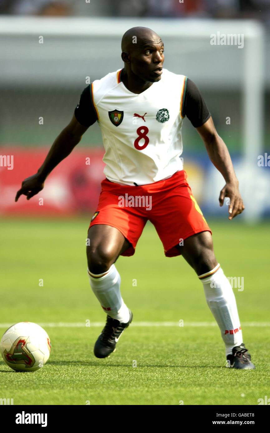 Soccer - FIFA World Cup 2002 - Group E - Cameroon v Ireland Stock Photo ...
