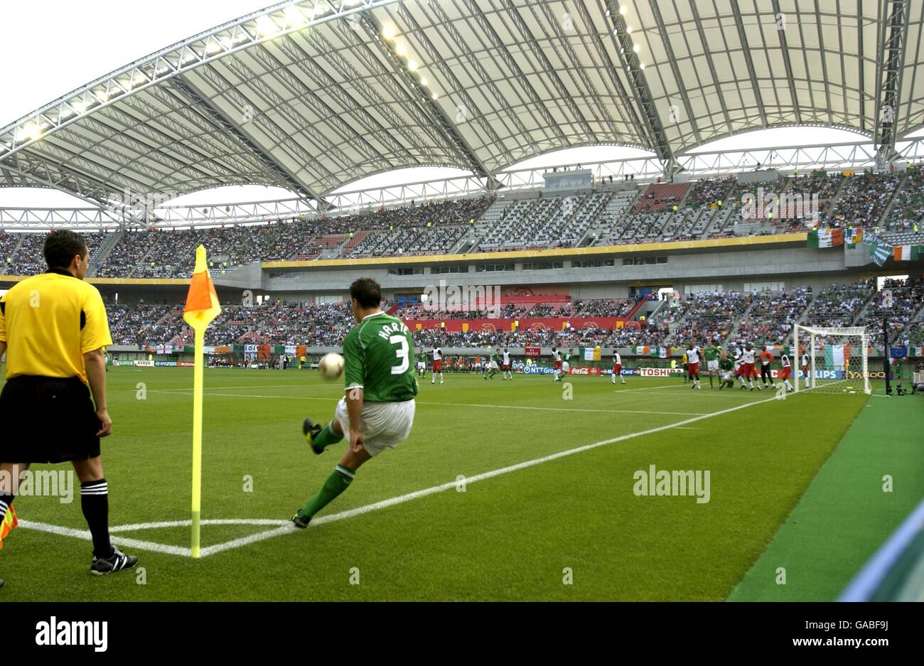 Ian harte 2002 hi-res stock photography and images - Alamy