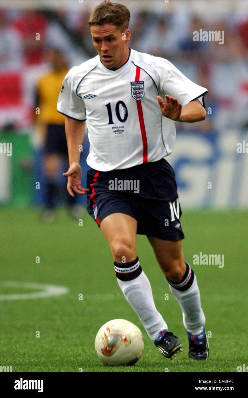 Soccer - FIFA World Cup 2002 - Group F - England v Sweden Stock Photo ...