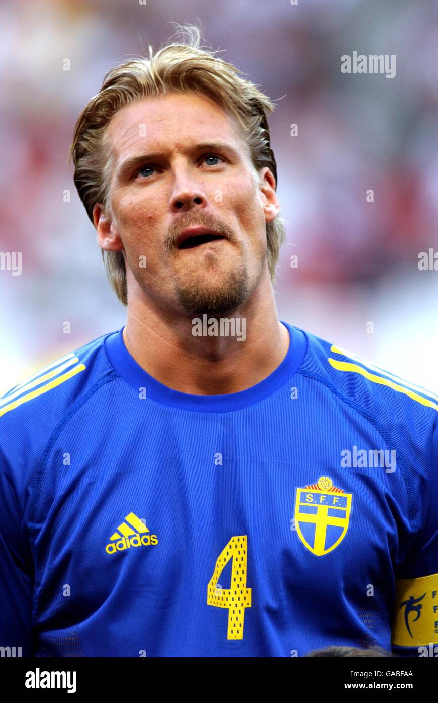 England soccer sweden 2002 hi-res stock photography and images - Alamy